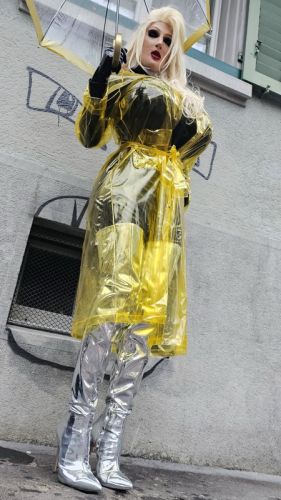 TV Domina Miss Leila sucht devote Subjekte - Schweiz - Miss Leila